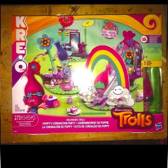 Hasbro | Toys | Dreamworks Trolls Poppys Coronation Party Plus Good ...